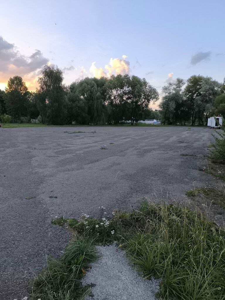 Spor alanı Скейт-парк Серебрянка, Minsk, foto