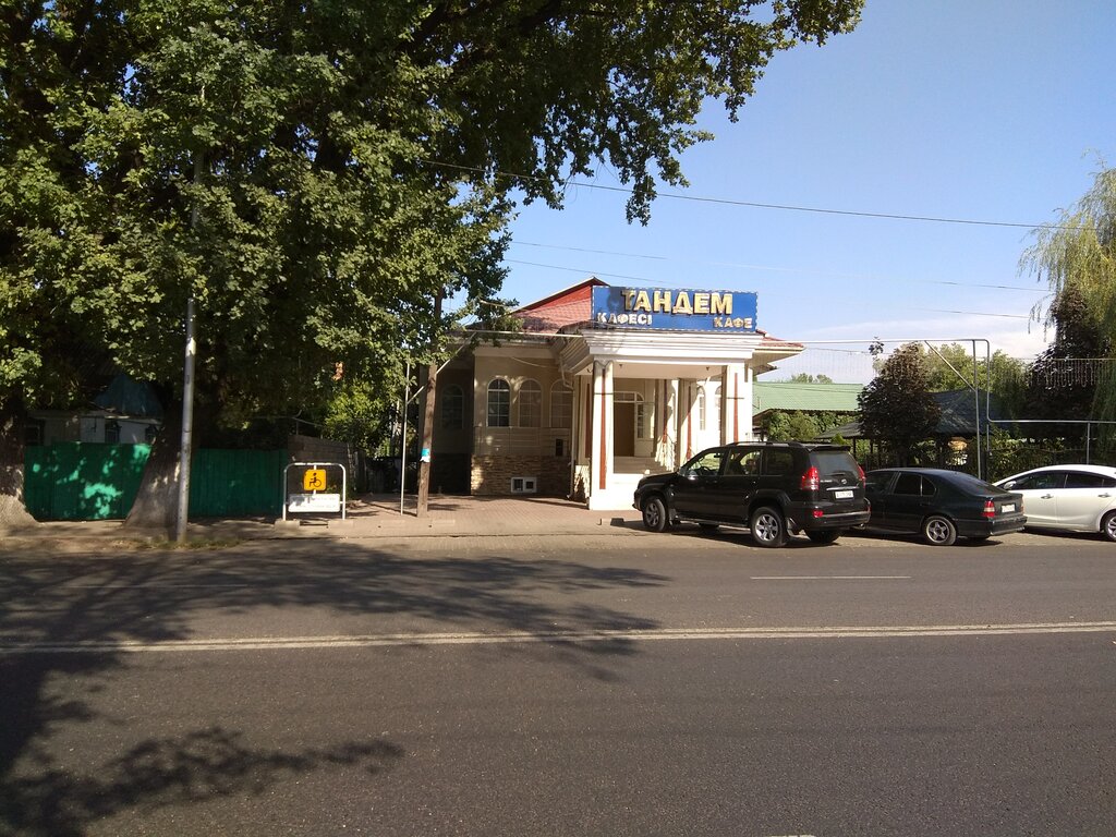 Kafe Tandem, Almatı, foto
