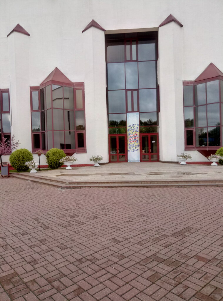 Kafe Palats kafe ChPUP Yana-Treyd, Molodchenko, foto
