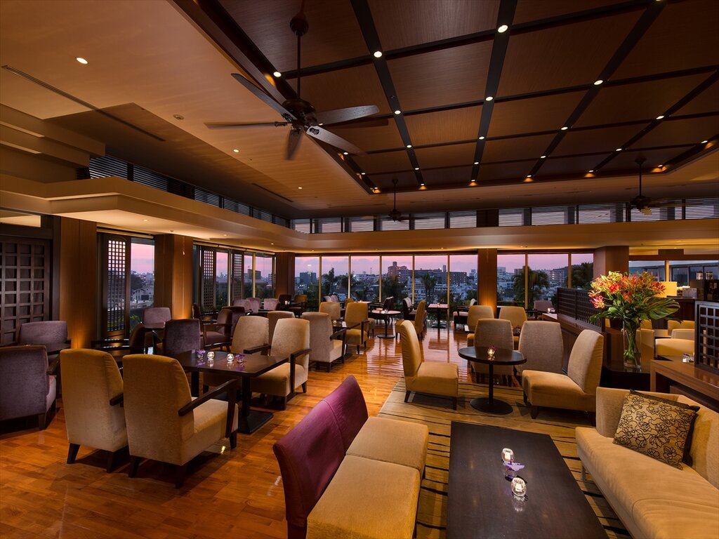 Otel DoubleTree by Hilton Hotel Naha Shuri Castle, Naha, foto