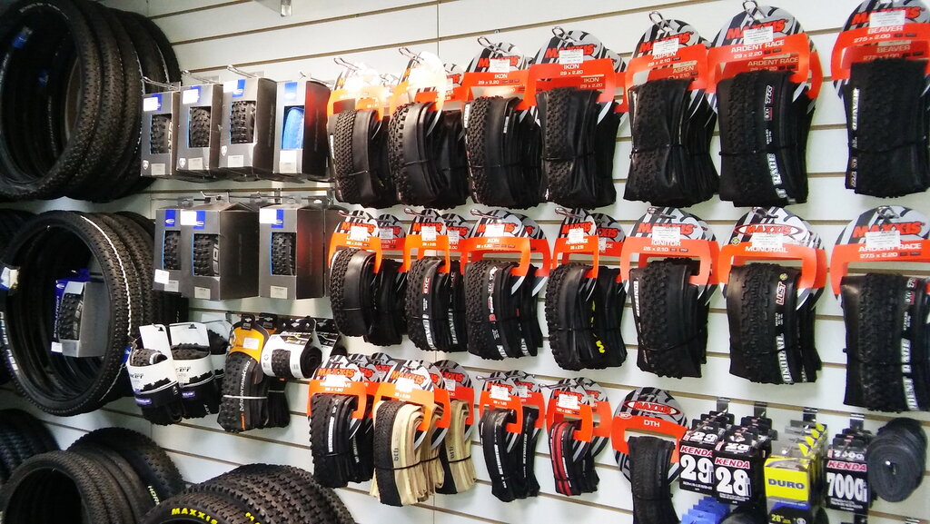 Spor giyim ve ayakkabı Extreme Service, Perm, foto