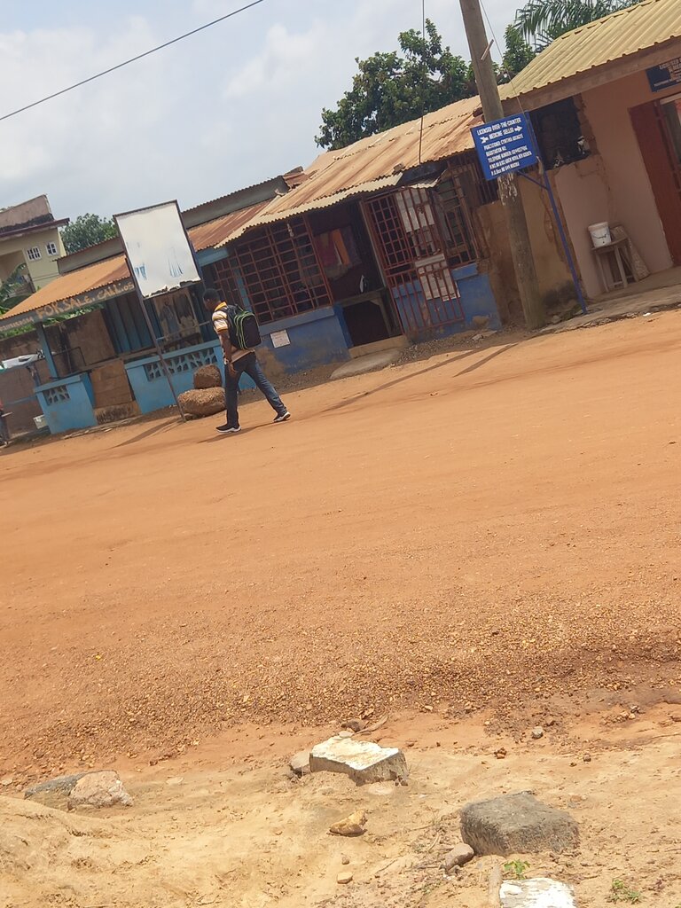 Giyim mağazası House of Goodness, Dünya, foto
