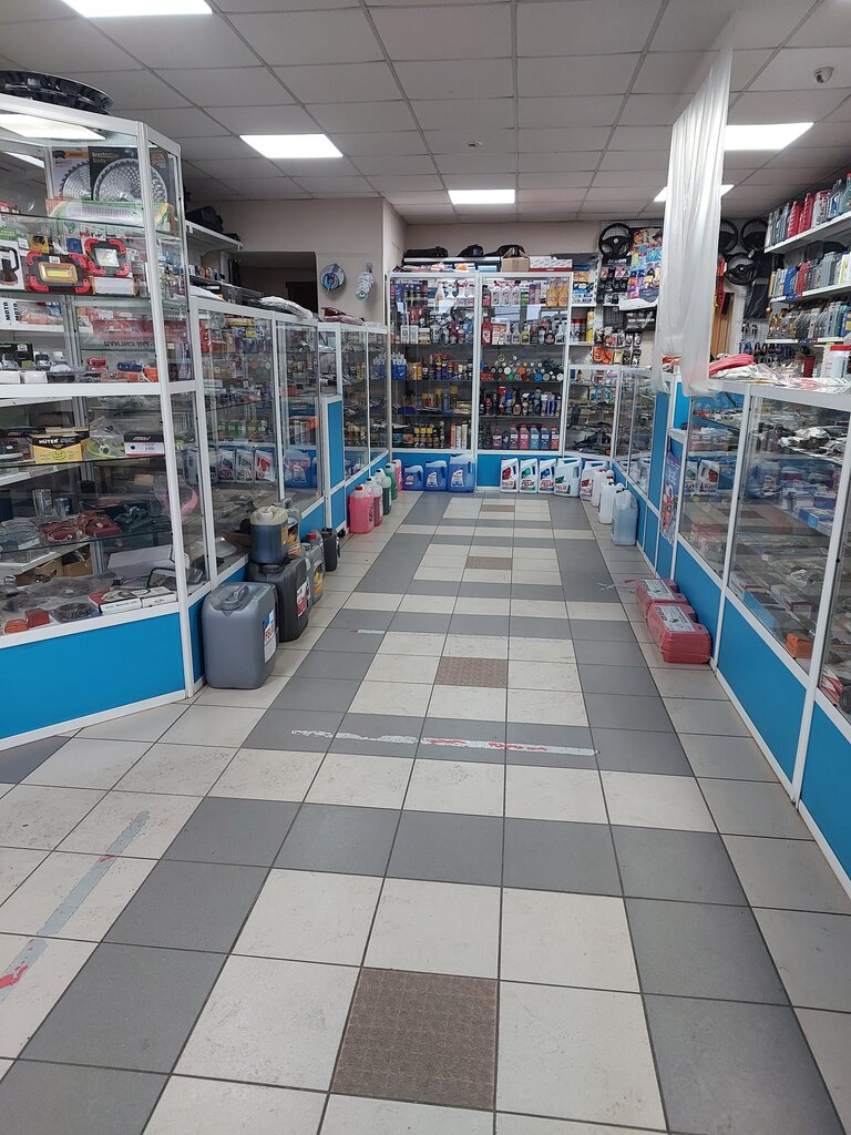 Otomobil yedek parçaları Вираж, Krasnoyarski krayı, foto