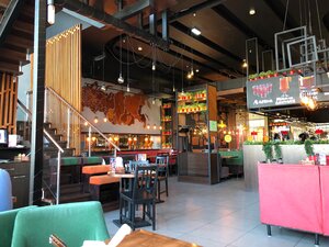 Grill-Bar Shashlikoff (Lenina Street No:2), restoran  Krasnogorsk'tan
