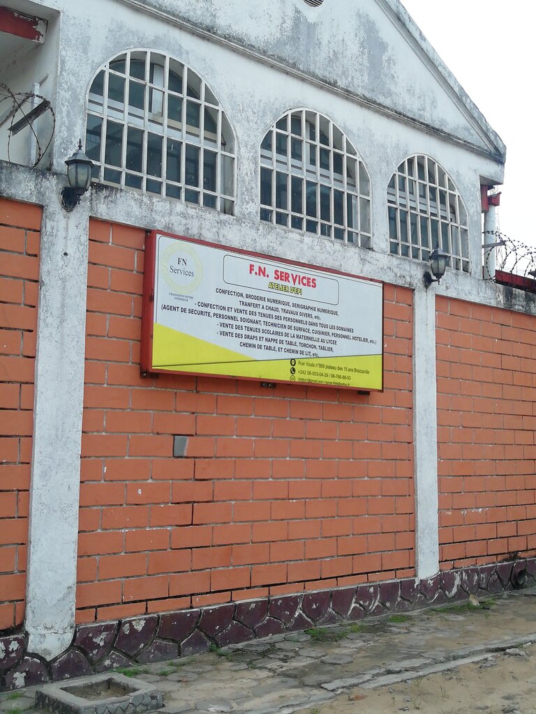 Terziler F. N Service, Brazzaville, foto