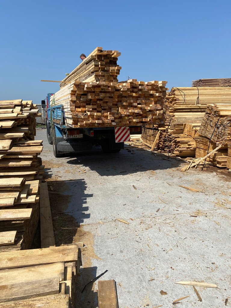 Kereste üretim ve satış şirketleri Lesosklad, Stavropolski krayı, foto