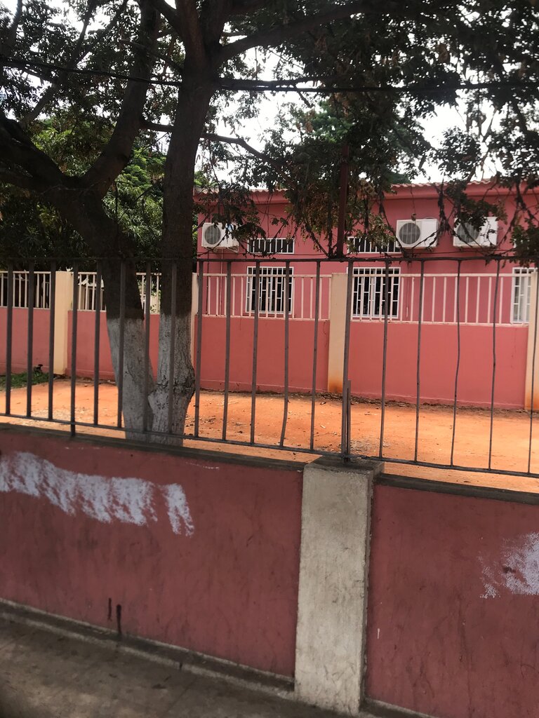 Ortaokul Liceu Número 1230-22 De Novembro, Loanda, foto