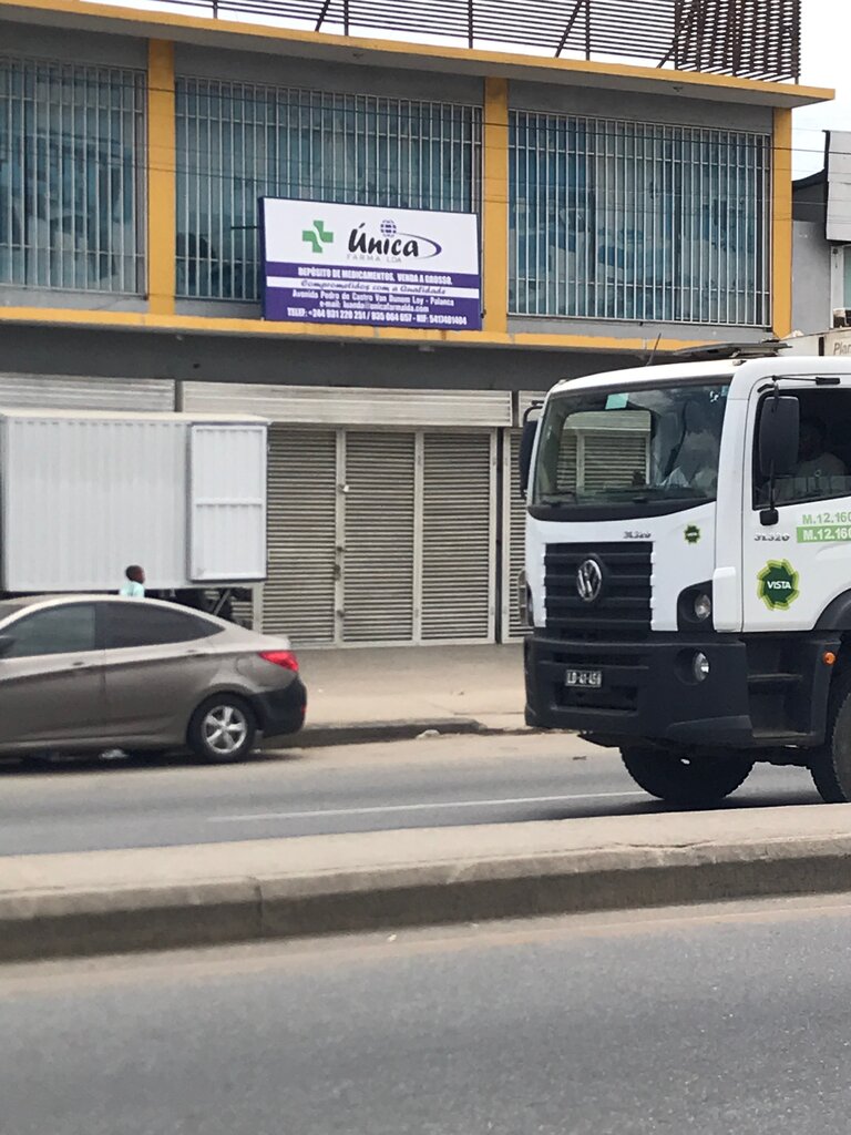 i̇laç firmaları Unica Farma Lda, Loanda, foto