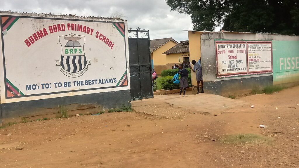 Ortaokul Burma Road Basic School, Lusaka, foto