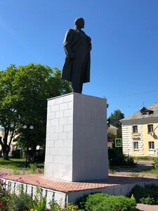 В.И. Ленин (Nizhniy Novgorod Region, Gorodetskiy munitsipalny okrug, Zavolzhye, ploshchad Lenina), anıt, heykel  Zavoljye'den