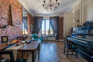 Jam&Honey Apartments (Troitskiy Avenue No:16), otel  Saint‑Petersburg'dan
