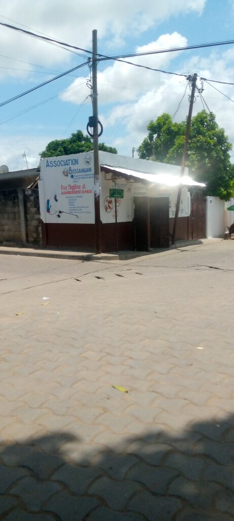 Elektronik cihaz ve parça firmaları Association Bossangani, Brazzaville, foto