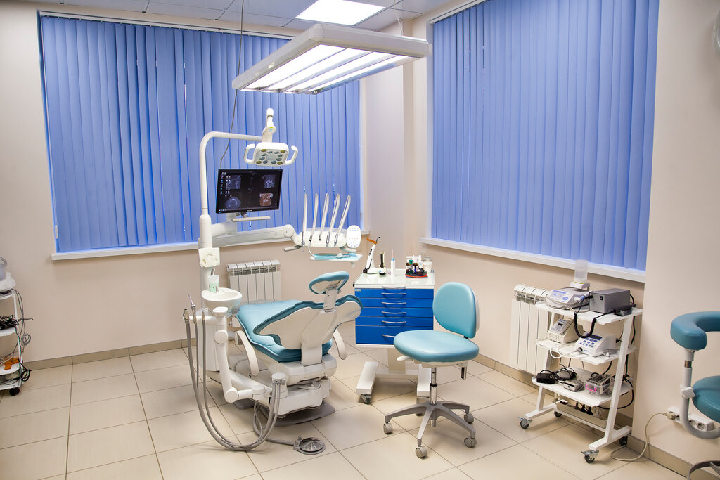Özel ağız ve diş sağlığı klinikleri ve muayenehaneleri Belle arti, Yekaterinburg, foto