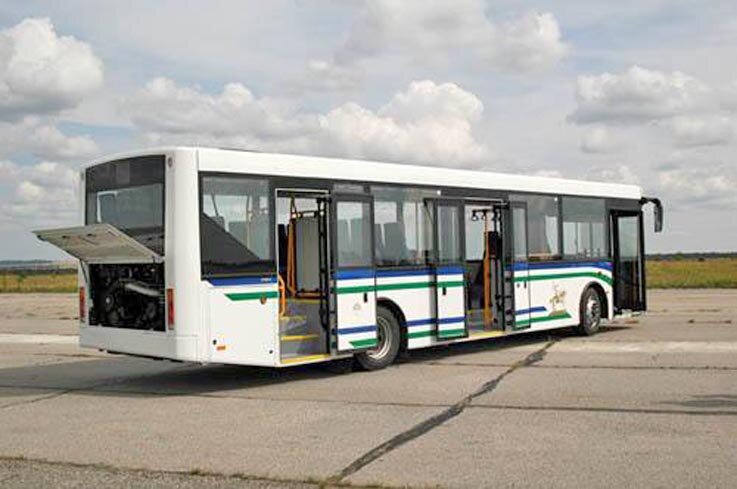 Özel üretim araç ve ekipmanları Chelnyavtokam, Naberejniye Çelny (Yar Çallı), foto