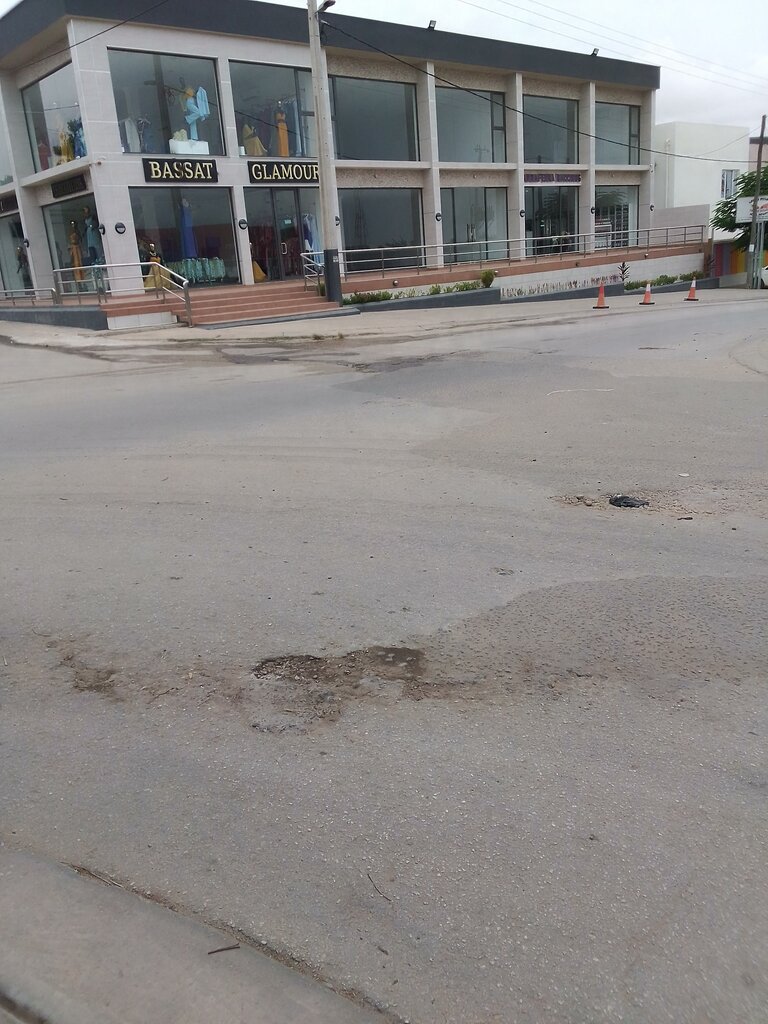 Yüksekokul Colégio Pitabel, Loanda, foto