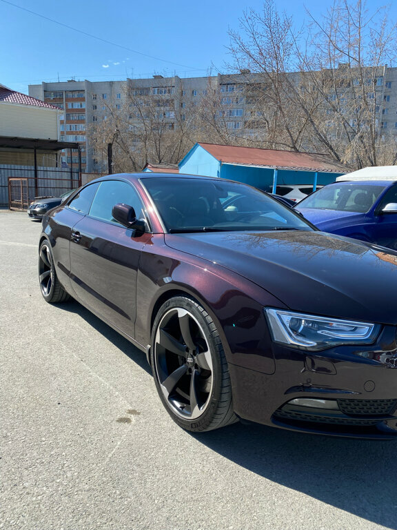 Otomobil servisi Lavr Service, Tiumen, foto