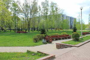 Skvier Palianka (Minsk, Palianka Square), meydan  Minsk'ten