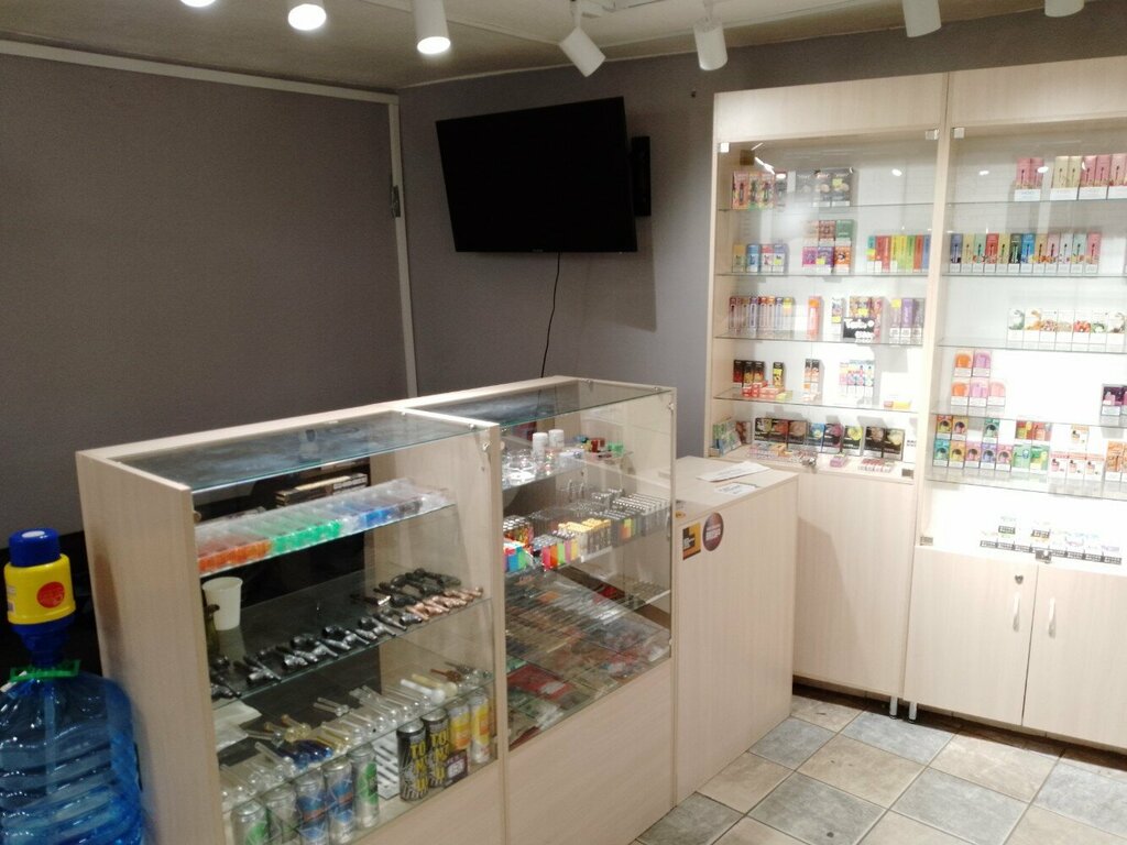 Tütün, sigara mağazaları Smoke Express, Saint‑Petersburg, foto