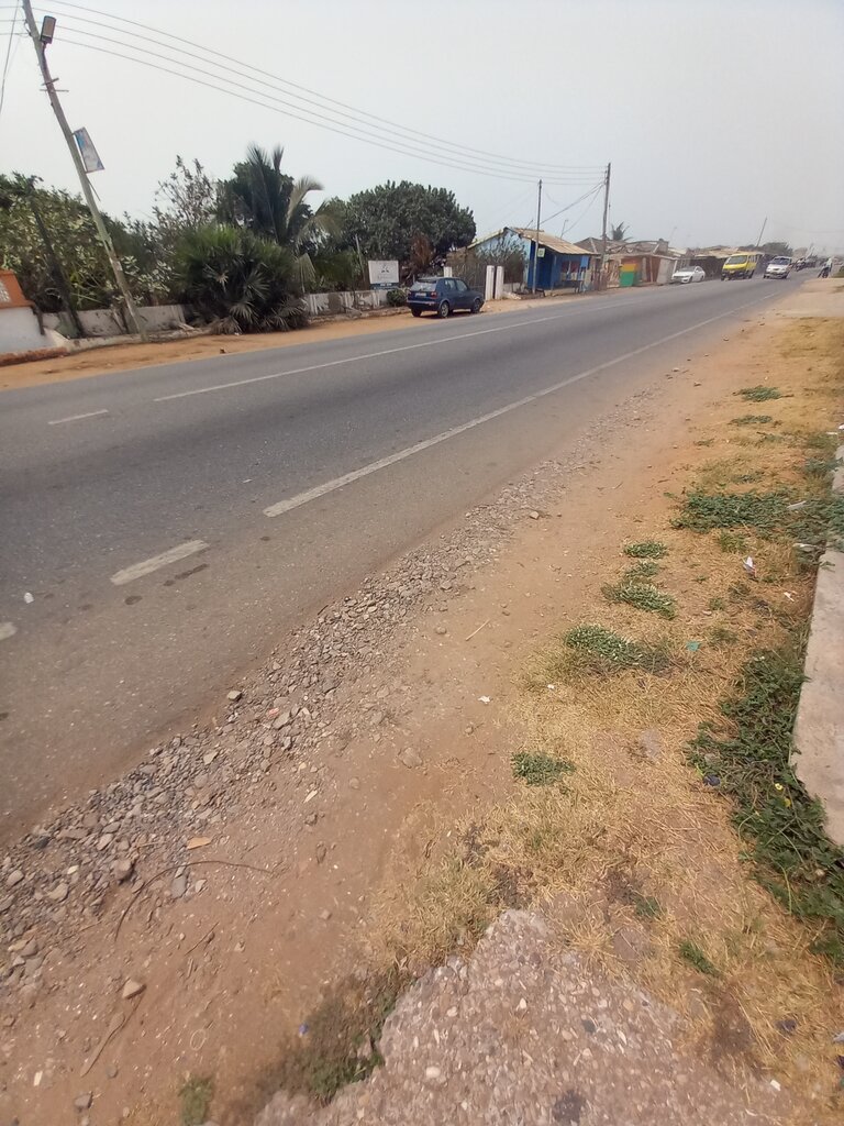 Protestan kilisesi Korle Gonno Seventh Day Adventist Church, Akra, foto