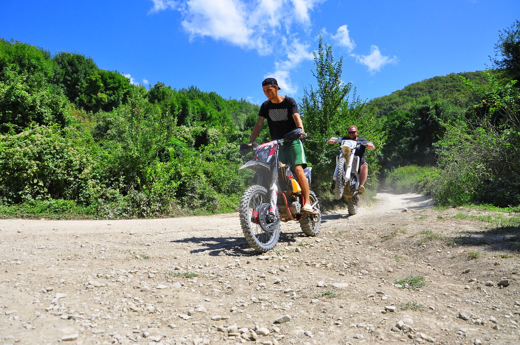 Geziler Kvadroturist, Gelencik, foto