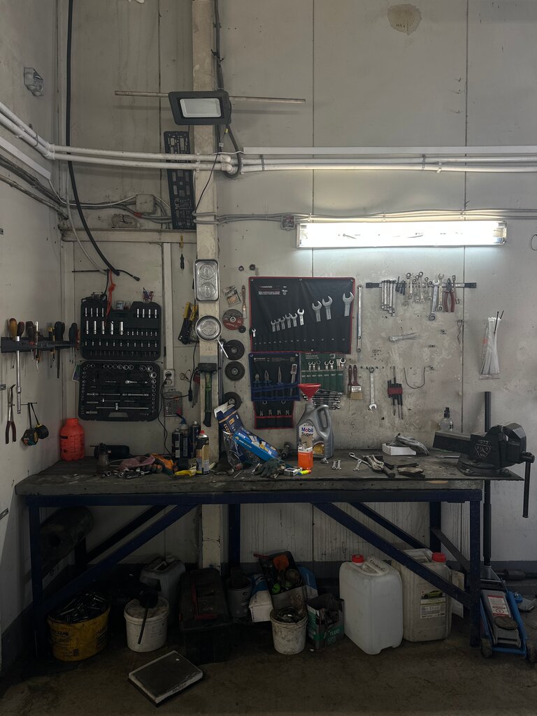 Otomobil servisi 14 Bar, Moskova, foto