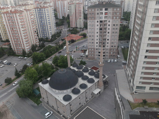 Cami İzzet Bayraktar Cami, Talas, foto
