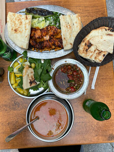Gaziantep Közde Künefe ve Kebap Salonu (İstanbul, Fatih, Hobyar Mah., Şeyhülislam Hayriefendi Cad., 4B), restoran  İstanbul'dan