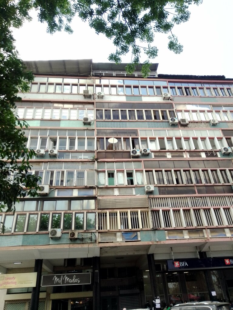 Tıp merkezleri ve klinikler Clínica Climul, Loanda, foto