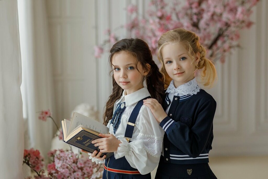 Çocuk giyim mağazaları Розовый Какаду, Lomonosov, foto
