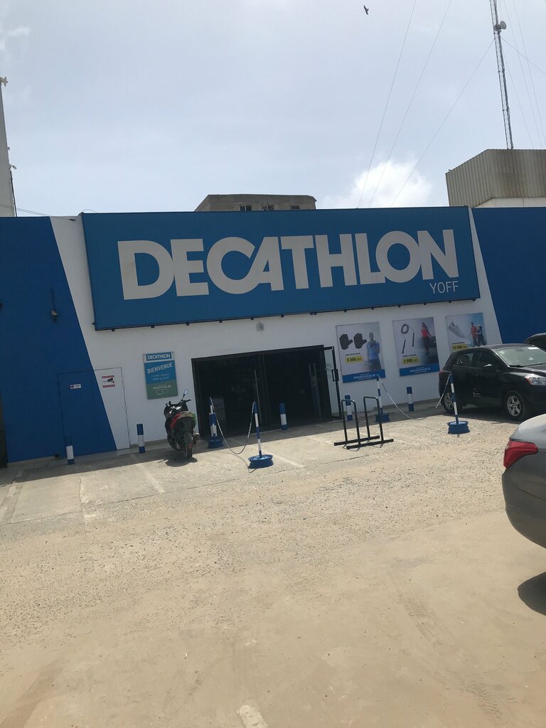 Spor mağazaları Decathlon Sénégal, Dakar, foto
