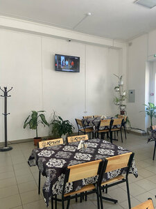 Кафе-столовая Крым (Центральная улица No:56А, село Изобильное), kafe  Kırım Cumhuriyeti'nden
