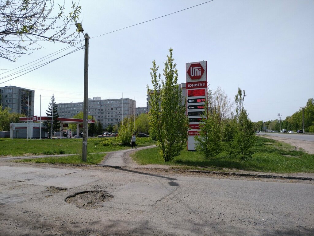 Benzin istasyonu Юнигаз, Omsk, foto