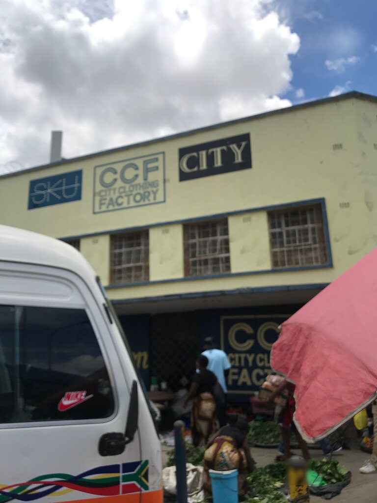 Tekstil fabrikaları CCF City Clothing Factory Ltd, Lusaka, foto