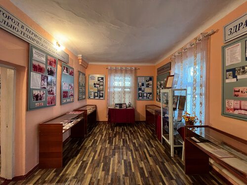 Müzeler ve sanat galerileri Museum of History and Local Lore, Celalabat, foto