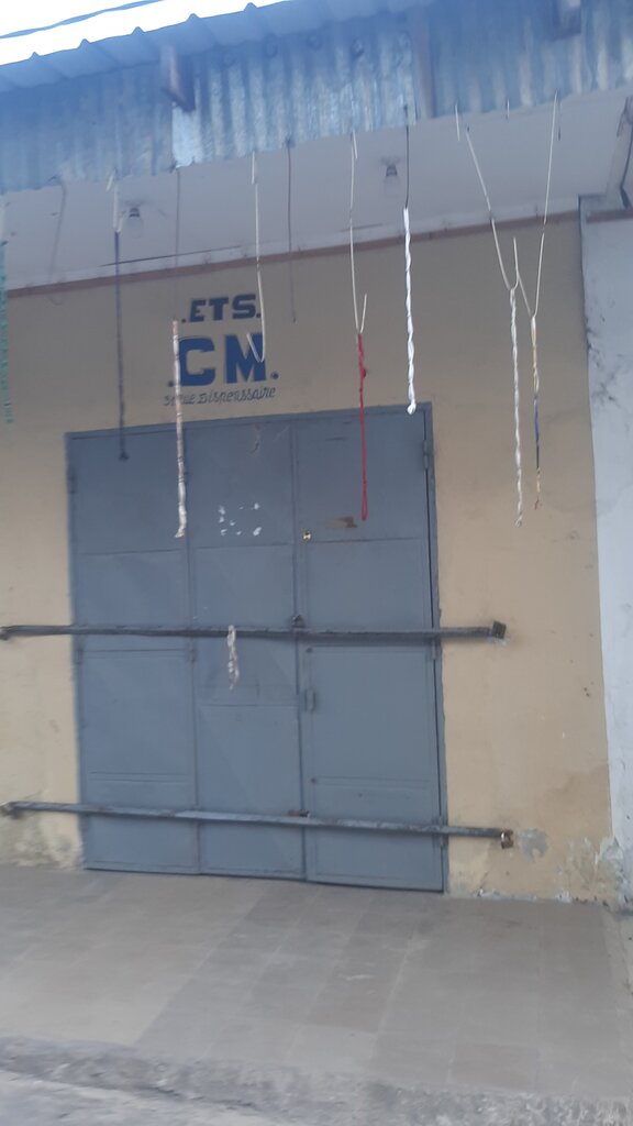 Tapu ve kadastro Ets Cm, Brazzaville, foto