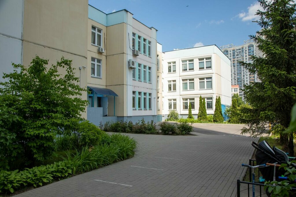 Anaokulları School named after Marshal V. I. Chuykov, Moskova, foto