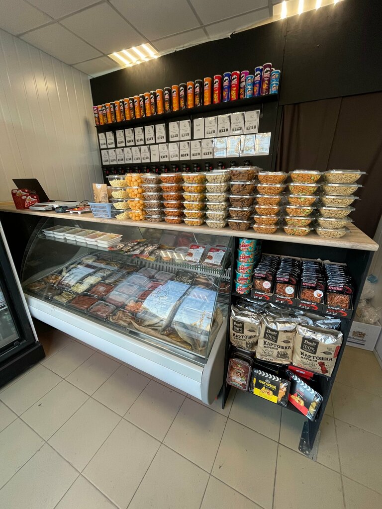 Bira dükkanı Dva litra, Aprelevka, foto