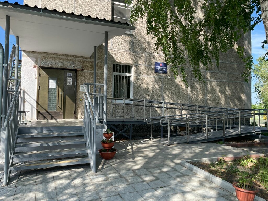 Sosyal yardım kuruluşları Kompleksny tsentr sotsialnogo obsluzhivaniya naseleniya Gou Son, Polevskoy, foto