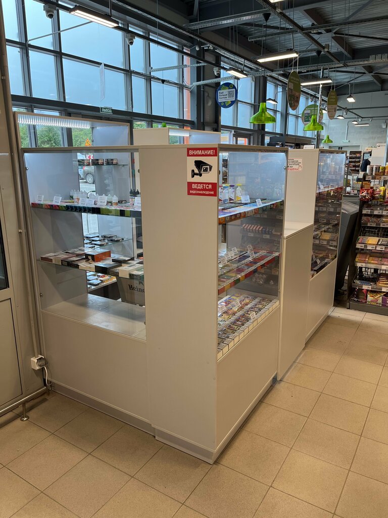 Elektronik sigara satış noktaları Tobacco House, Saint‑Petersburg, foto