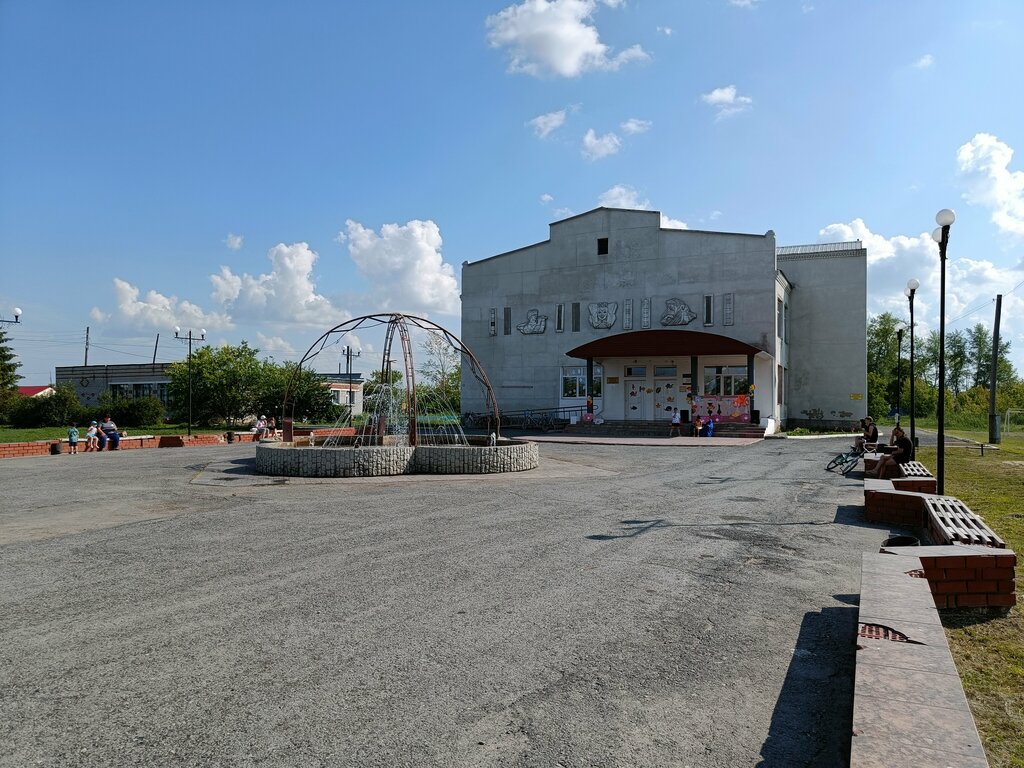Kültür ocakları Маслянский сельский дом культуры, Tümen (Tiumenskaya) oblastı, foto