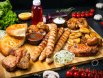 Ланч&grill (Schastlivaya Street No:6/3), kafe  Yekaterinburg'dan