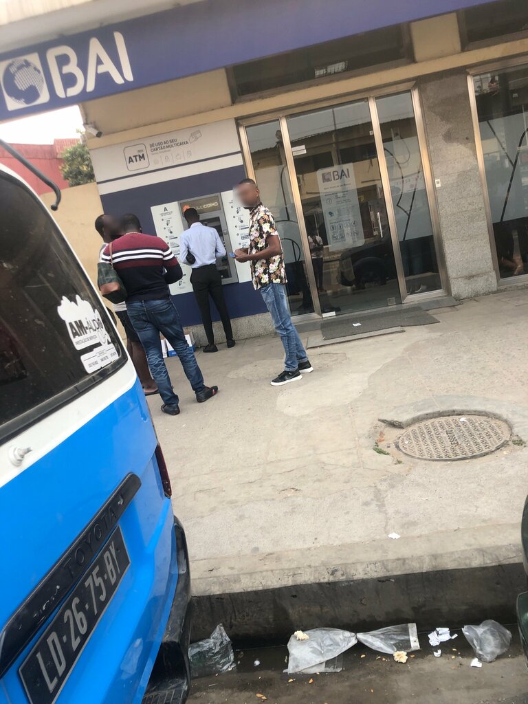 Banka Banco Angolano de Investimentos, Loanda, foto