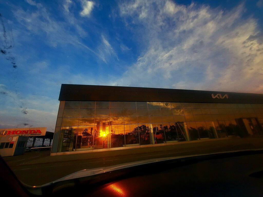 Otomobil servisi Юг-Авто Honda, Adıge Cumhuriyeti, foto