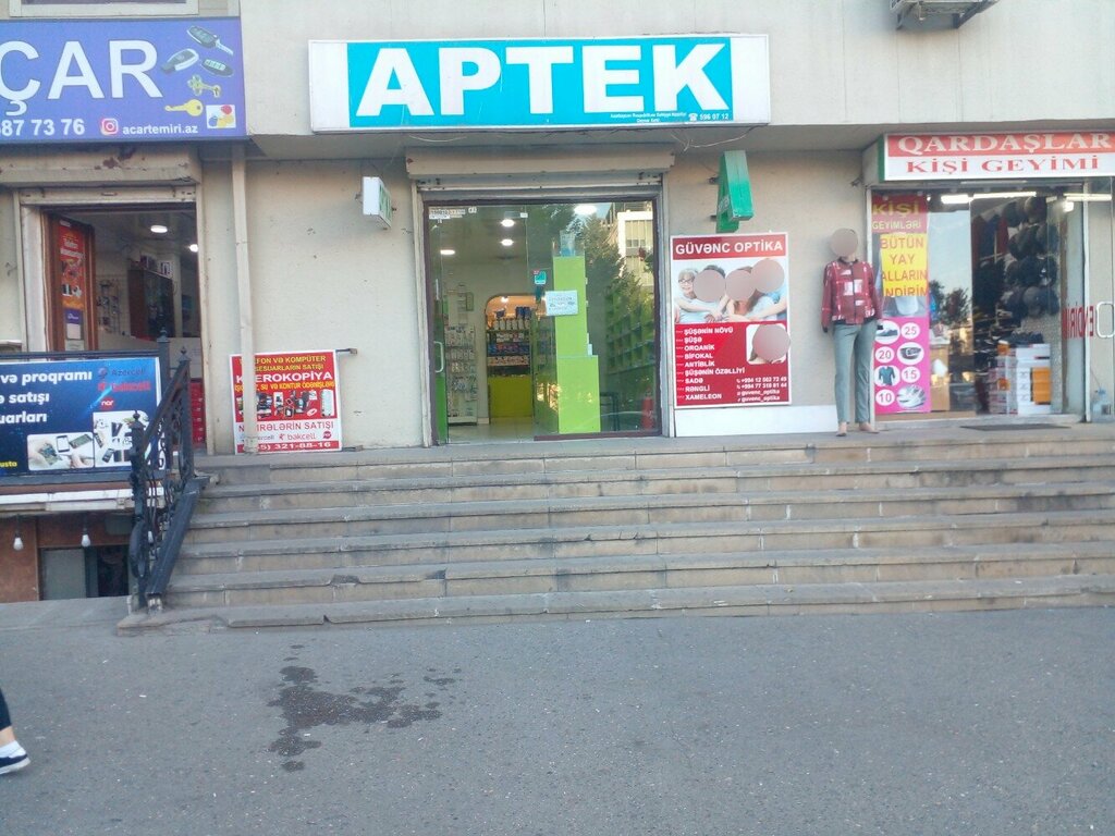 Eczaneler Aptek, Bakü, foto