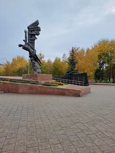 Jenis Parkı (Karagandy, rayon imeni Kazybek bi, zhiloy rayon Yugo-Vostok, Jenis Parkı), kültür ve eğlence parkları  Karağandı'dan