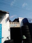 Auto Ecole (Brazzaville, Avenue des Trois Martyrs), jant ve lastikçiler  Brazzaville'den