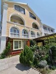 Natali (Solnechnaya ulitsa No:1В, selo Olginka), otel  Krasnodarski krayından