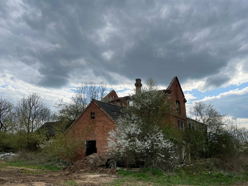 Turistik yerler Усадьба Залютинских, Grodnenskaya oblastı, foto