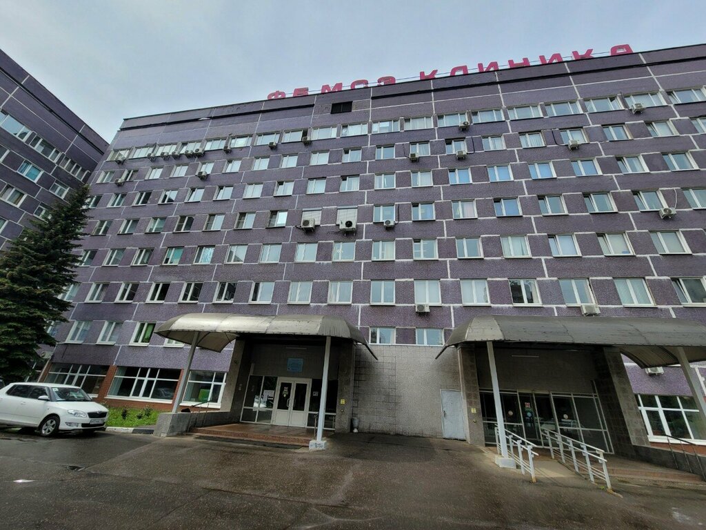 Şapel, haç anıtı Chapel of the Great Martyr and Healer Panteleimon, Moskova, foto