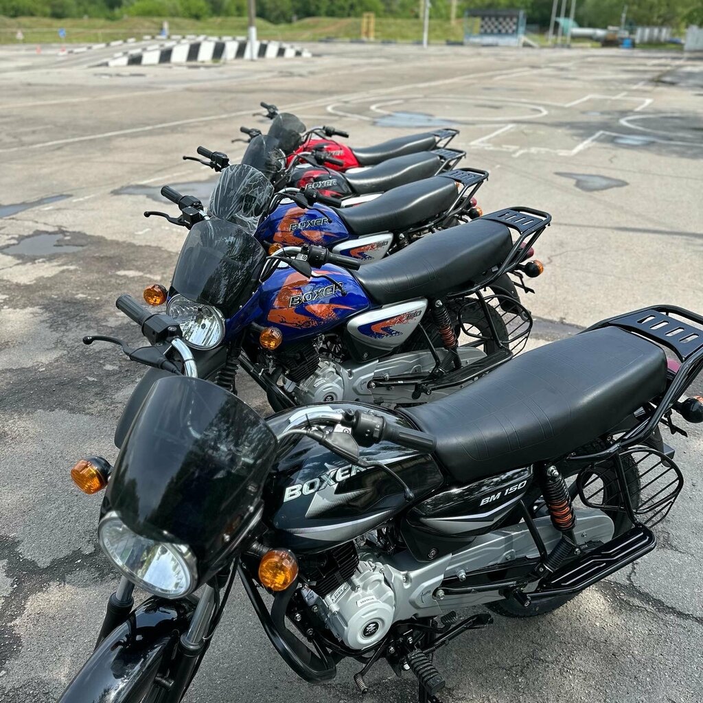 Motosiklet okulu Mototech, Tula, foto